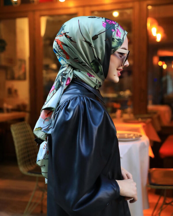 Elegant Iranian Silk Scarf ALIRS-10 – guzelhanim.com
